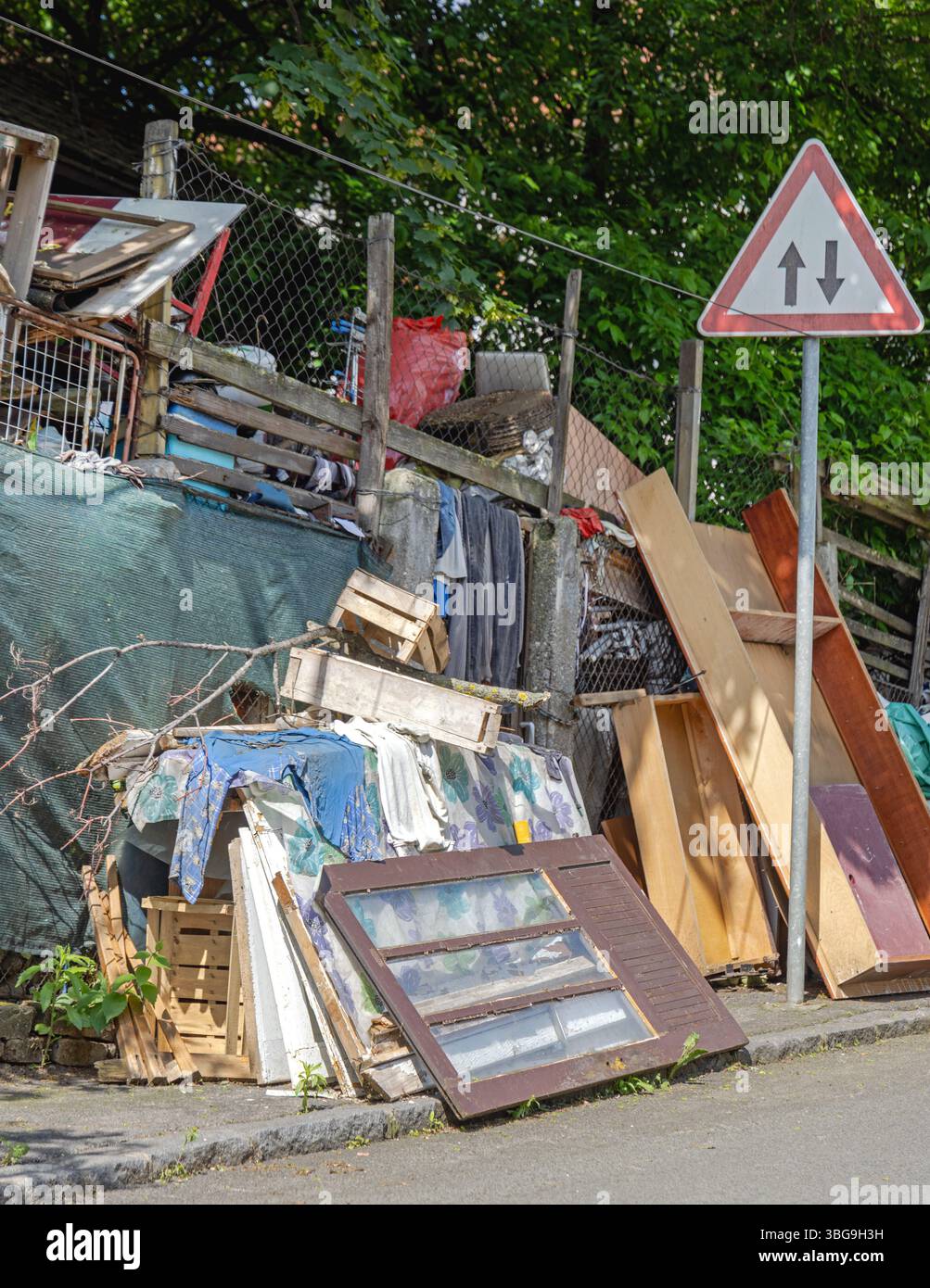 Belgrade, Serbia - May 27, 2025: Trash Waste Garbage Clutter Bunch of ...