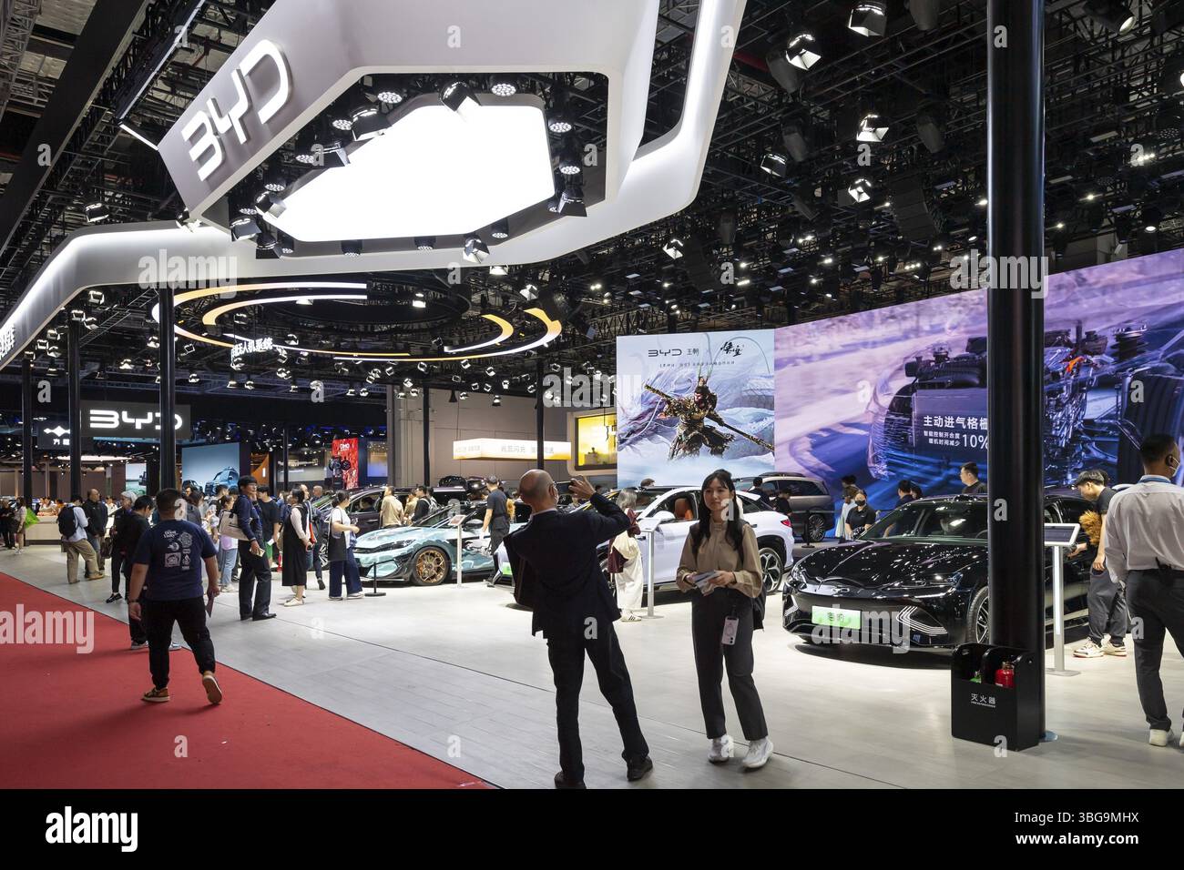 Exhibition, booth, brand, BYD, vehicle, car, electric car, electric mobility, Chinese, Shanghai ...