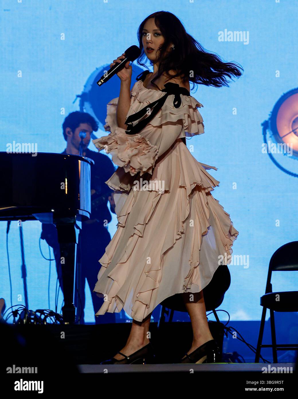 Laufey singer hi-res stock photography and images - Alamy