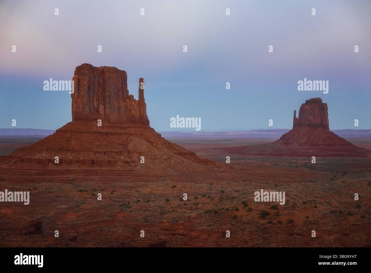Monument Valley View color sky Stock Photo - Alamy