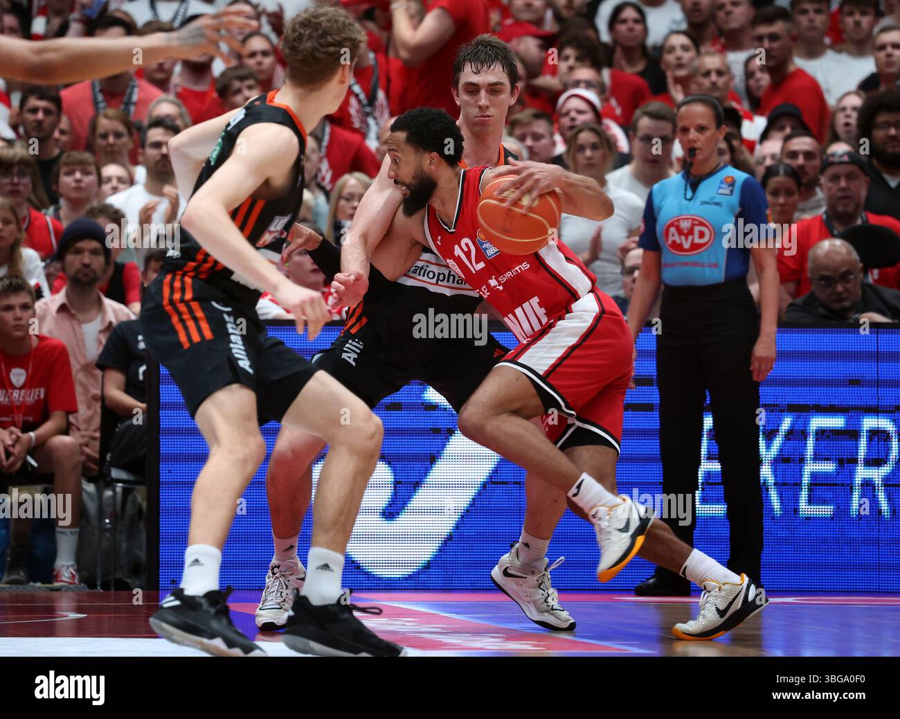 04 June 2025, Bavaria, Würzburg: Basketball: Bundesliga, Würzburg ...