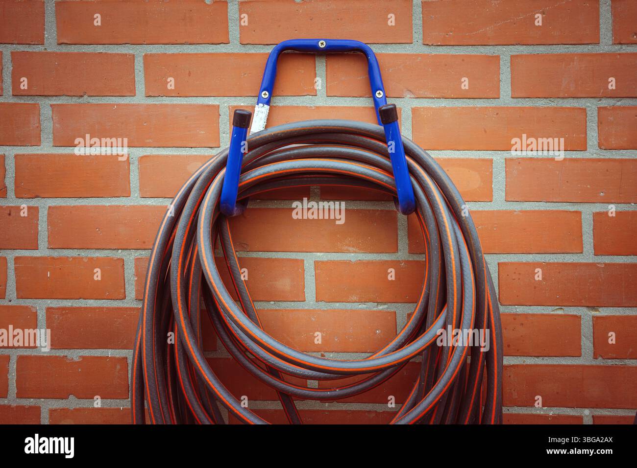 Shower hose bar hi-res stock photography and images - Alamy