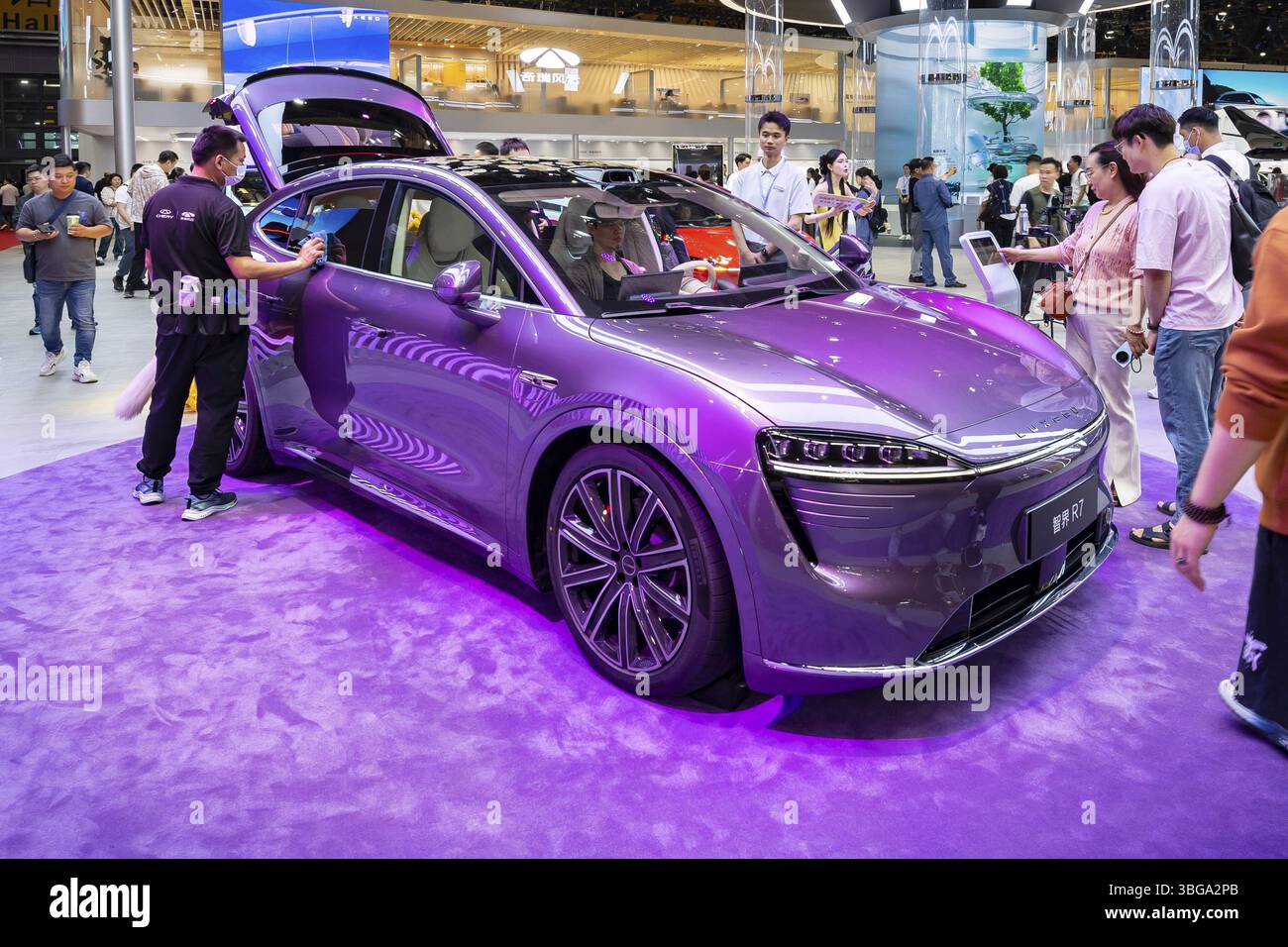 Vehicle, car, electric car, electric mobility, Luxeed brand, Shanghai ...