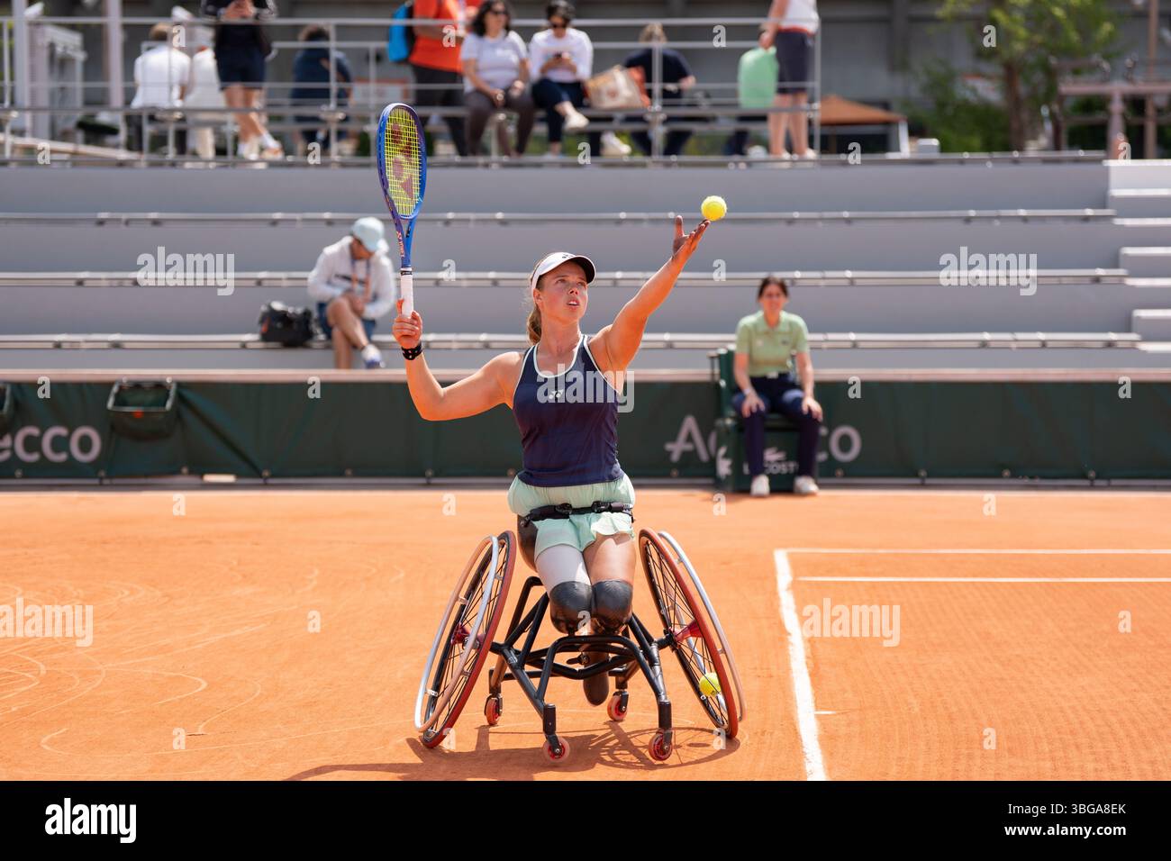 PARIS, FRANCE - JUNE 3: Lizzy de Greef of The Netherlands during Day ...
