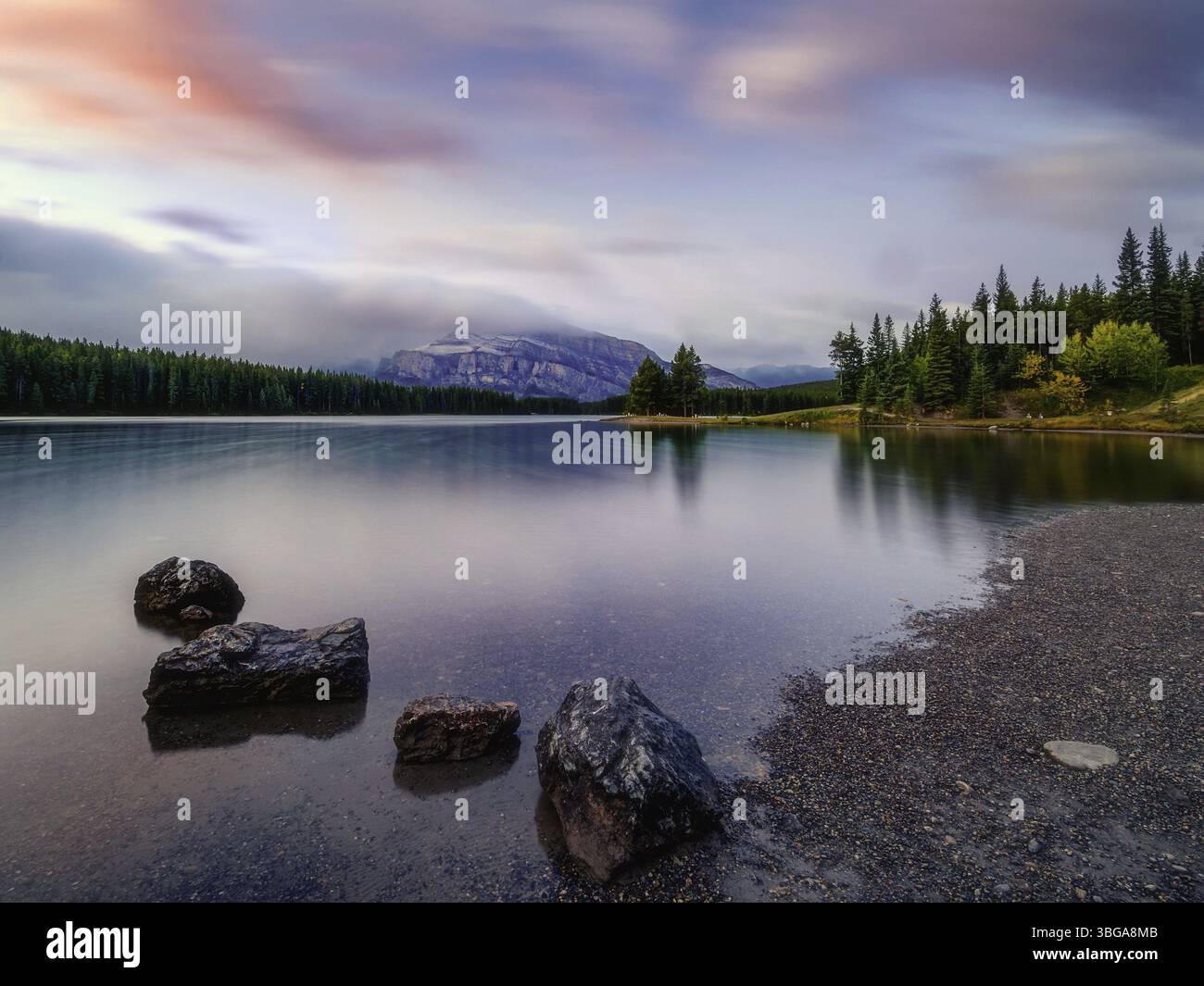 Banff National Park Mount Rundle in sunrise Stock Photo - Alamy