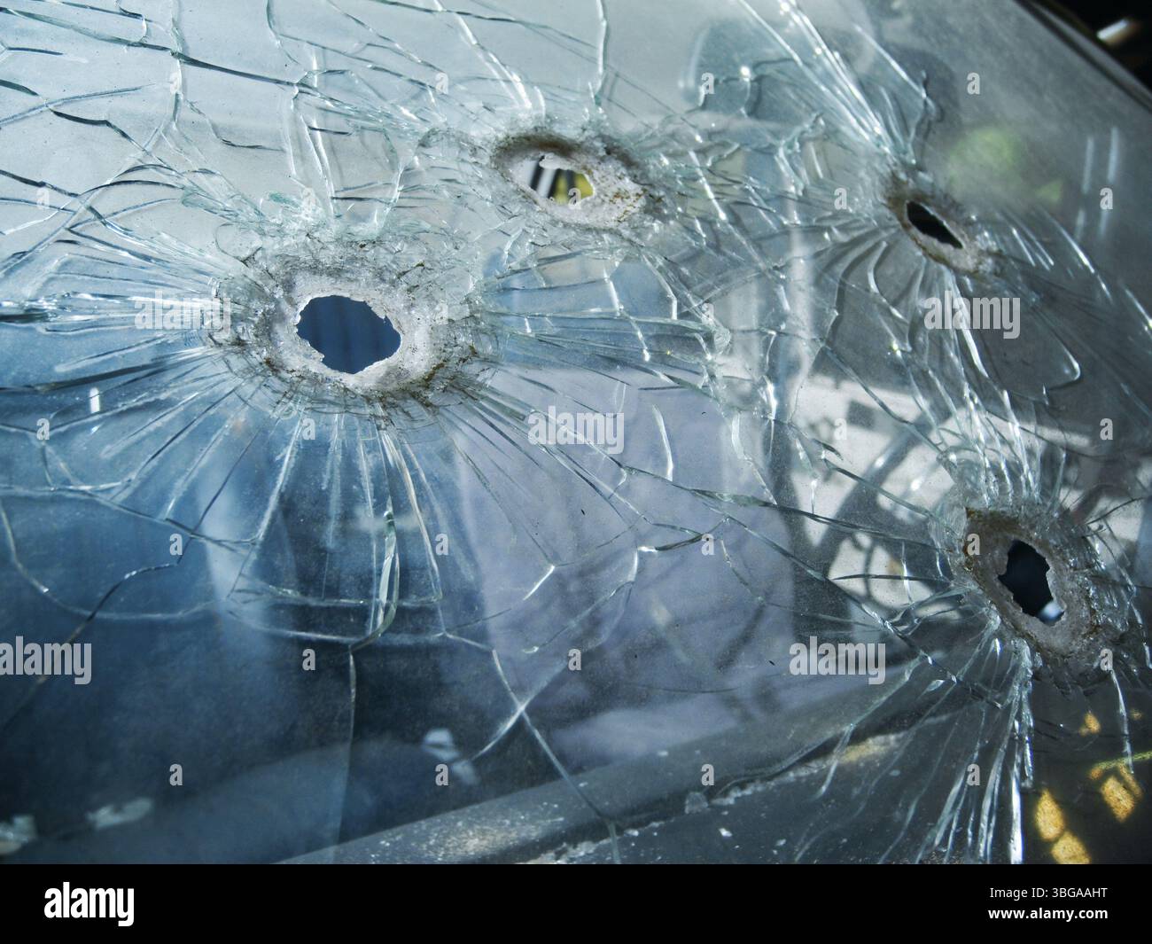 Car bullet hole hi-res stock photography and images - Alamy