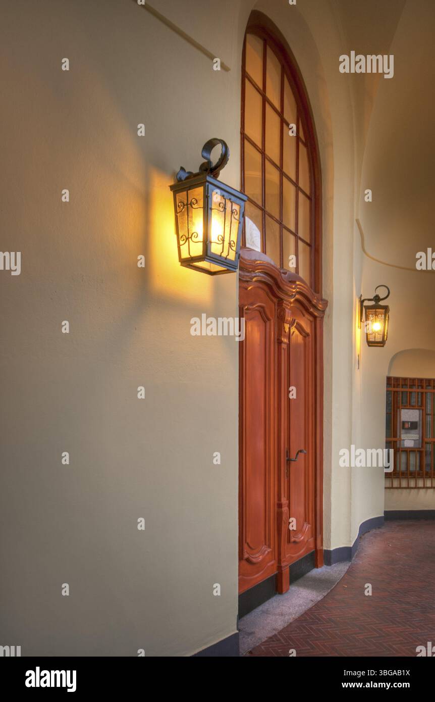 Lateral view of the entrance door in the Berlin-Lichtenberg district ...