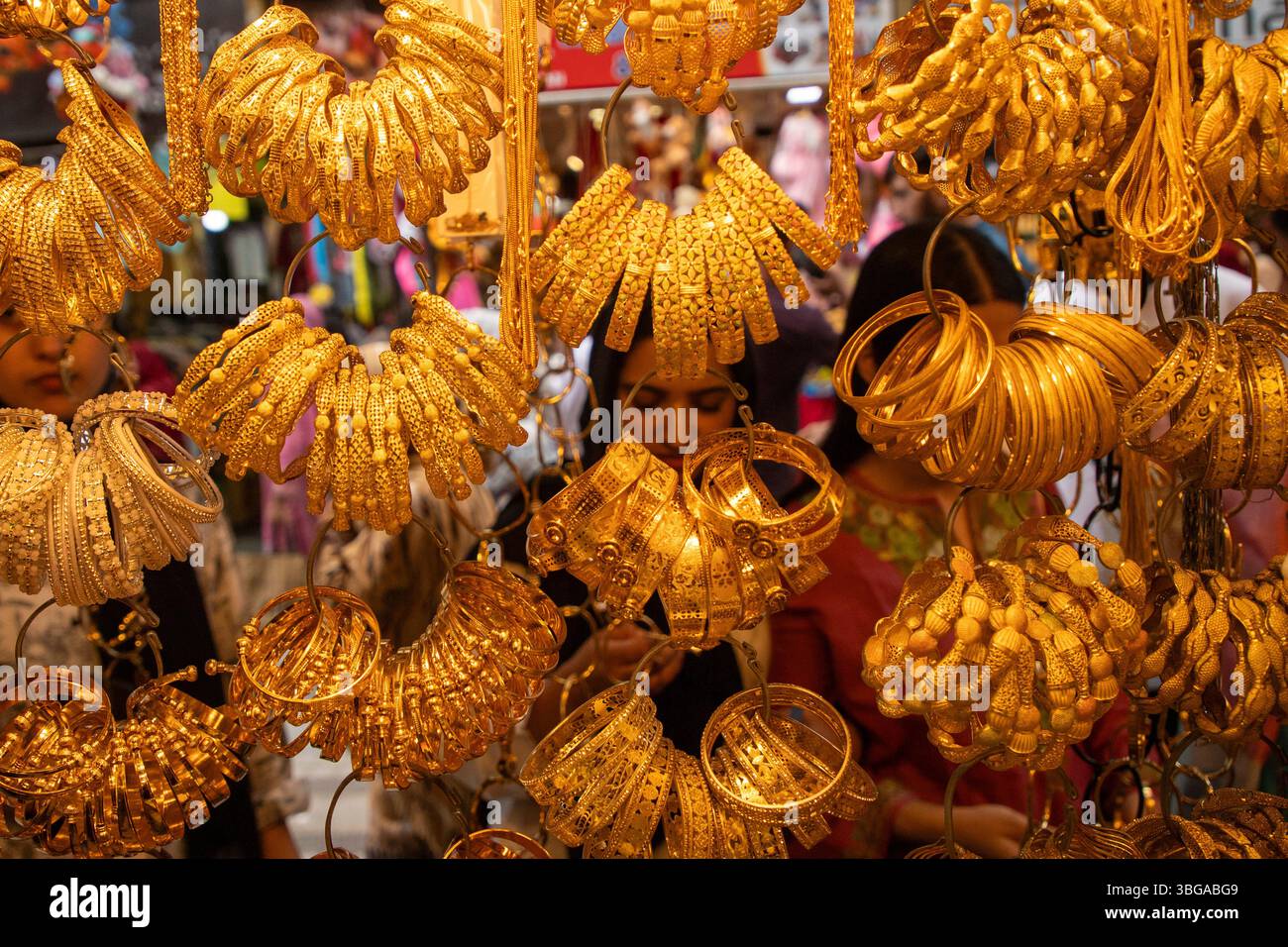 Kashmiri Muslim women shop at a jewellery shop ahead of the Muslim ...