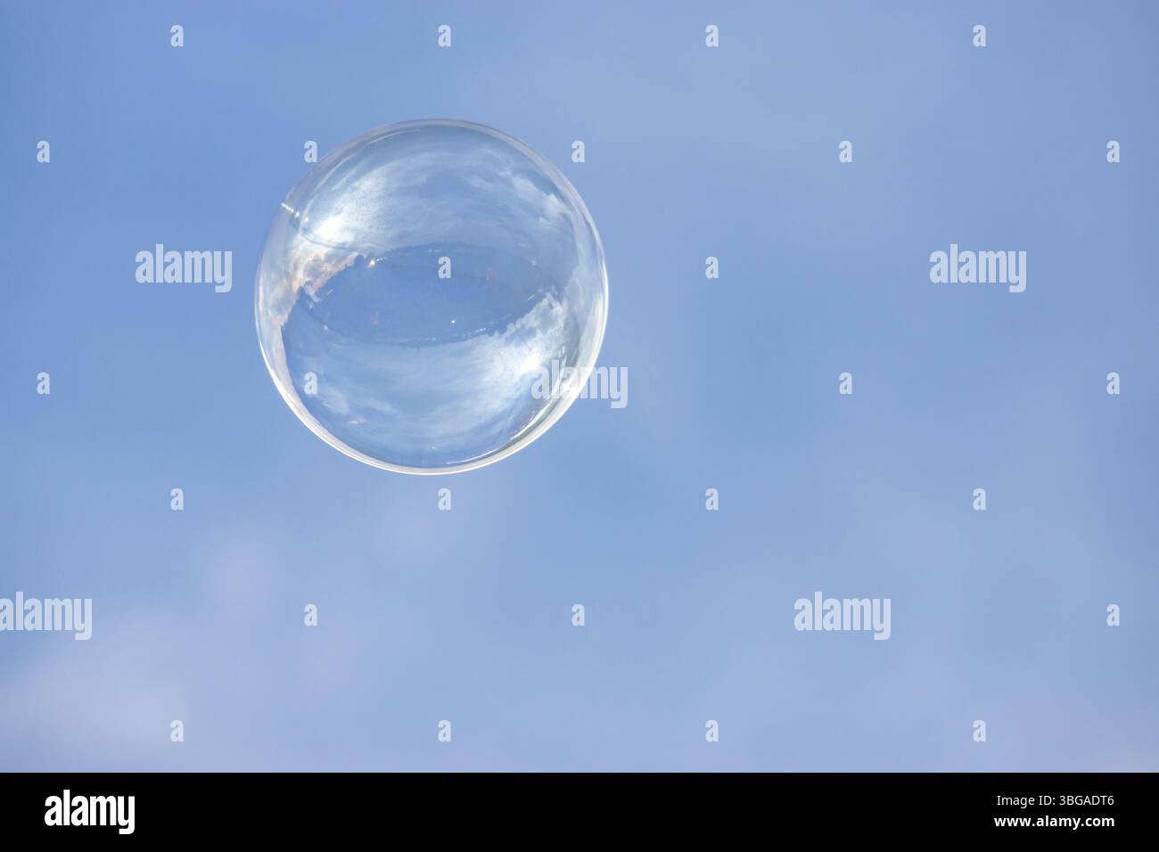 Dazzling light reflections hi-res stock photography and images - Alamy