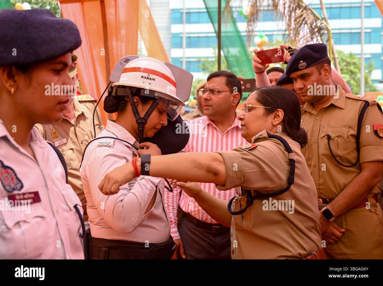 Noida, India. 04th June, 2025. NOIDA, INDIA - JUNE 4: Gautam Buddha Nagar Police Commissioner ...