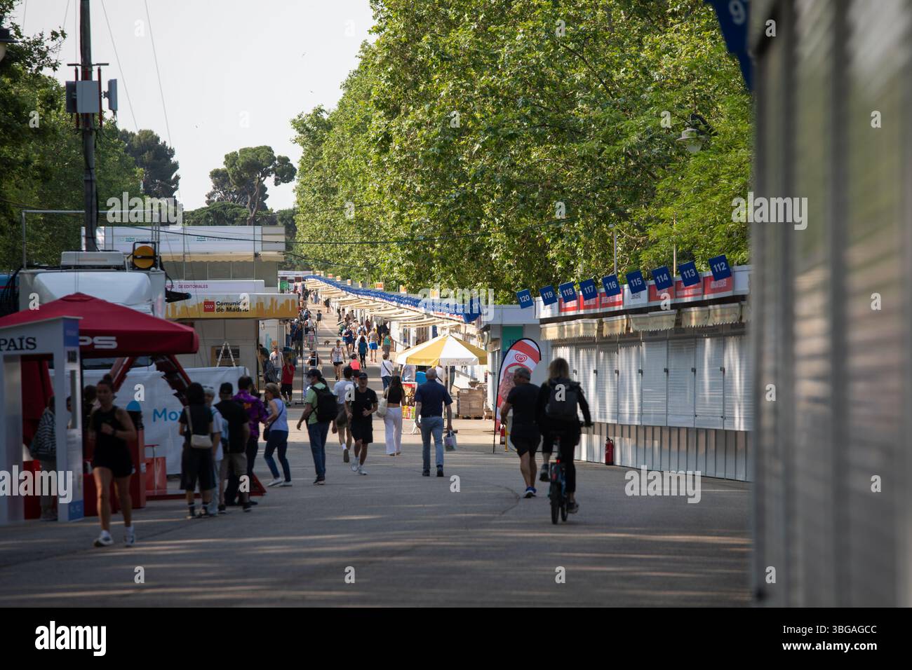 Madrid, Spain. 04th June, 2025. 84th Madrid Book Fair, held from May 30 ...