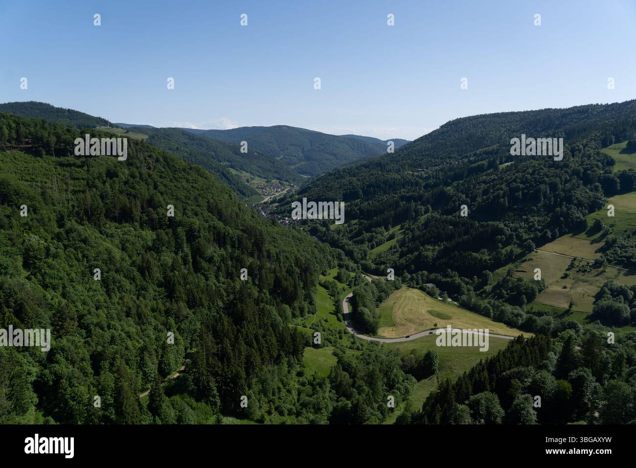 Aerial view valley rolling hills hi-res stock photography and images ...