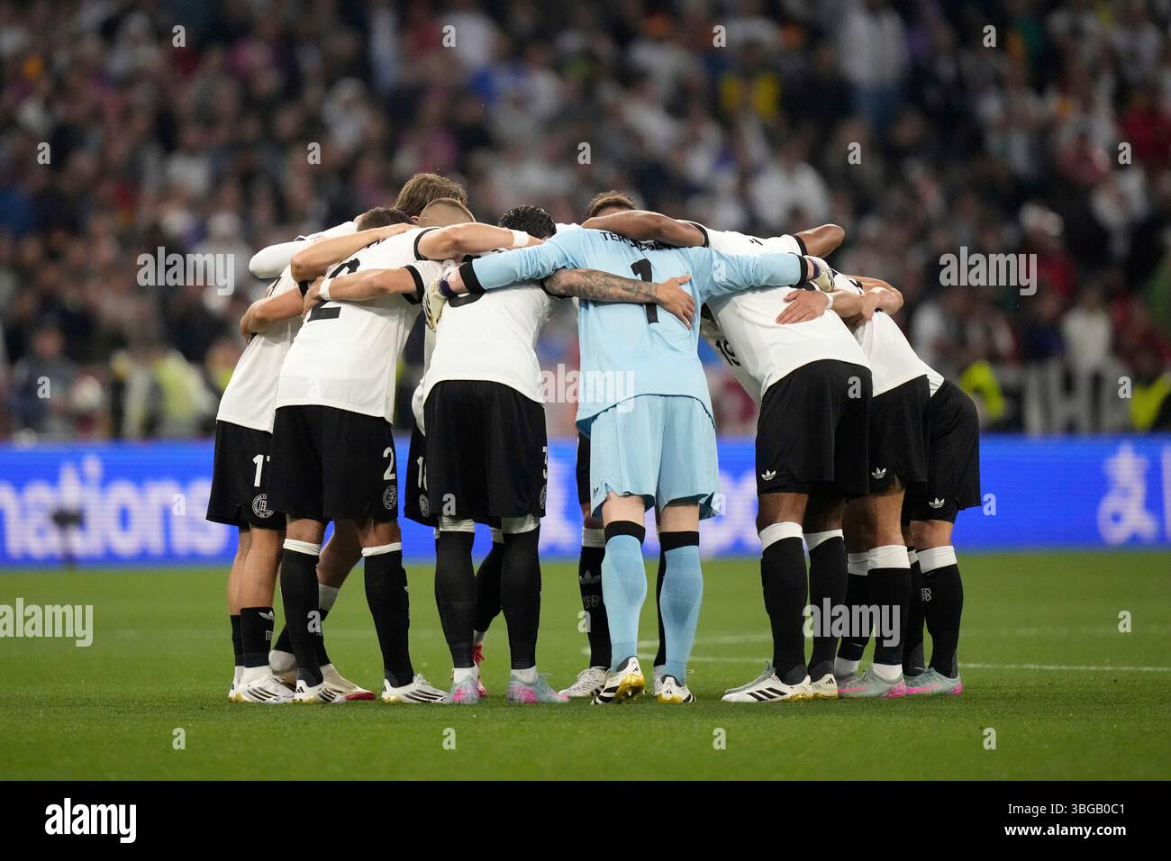 Germany players huddle during the Nations League semifinal soccer match ...