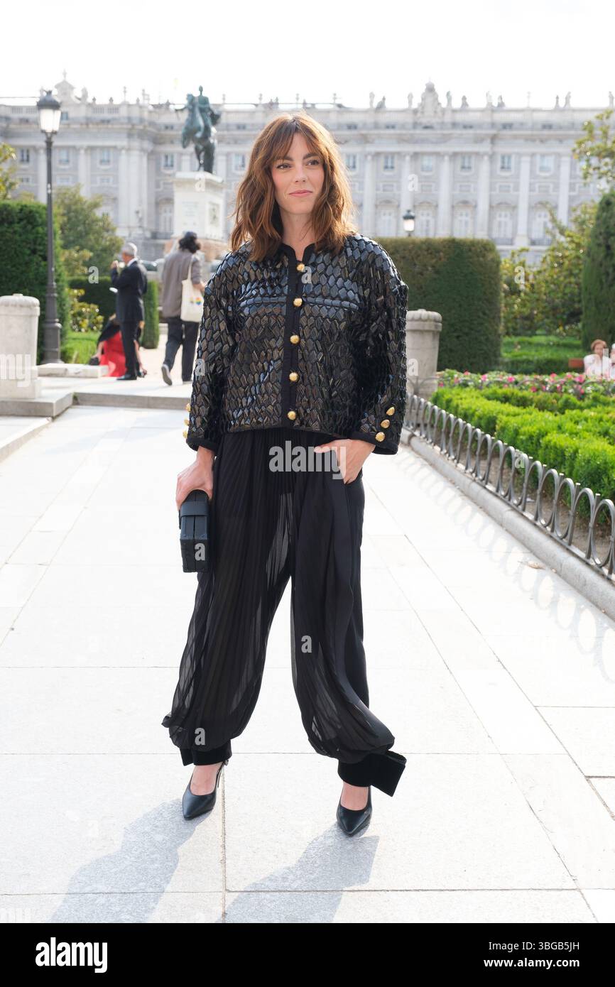 Vicky Luengo arrives at the ELLE STYLE AWARDS 2025 at the Teatro Real ...