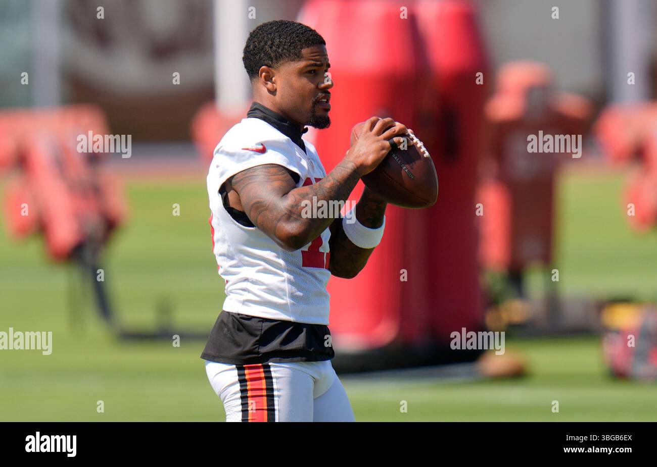Tampa Bay Buccaneers wide receiver Sterling Shepard during an NFL ...