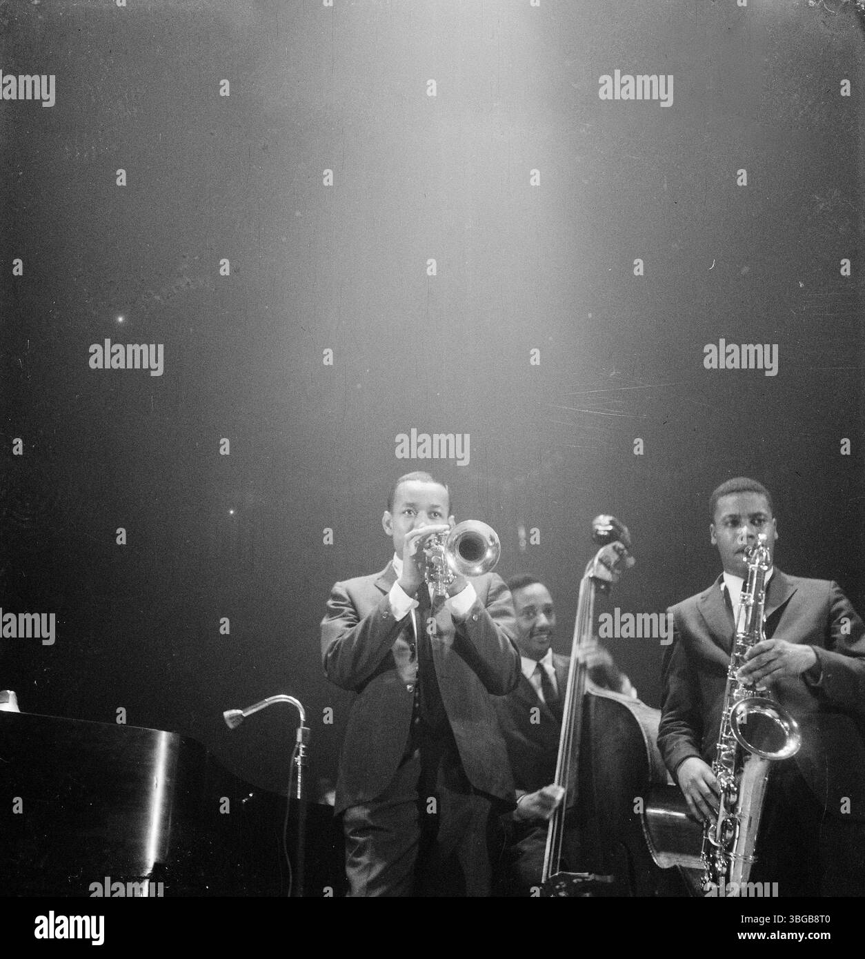 Lee Morgan (L playing the trumpet) at the Concertgebouw Amsterdam with ...
