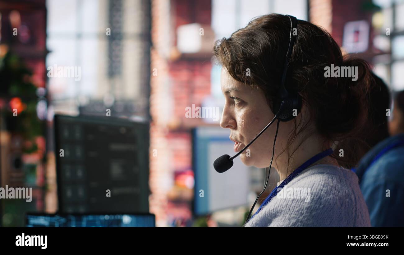 Call center agent uses artificial intelligence to enhance customer ...