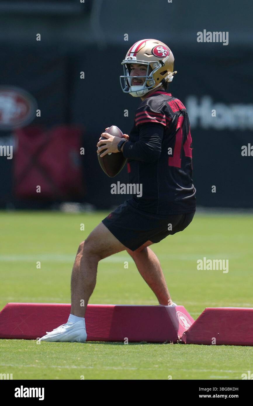 San Francisco 49ers quarterback Tanner Mordecai runs a drill during NFL ...