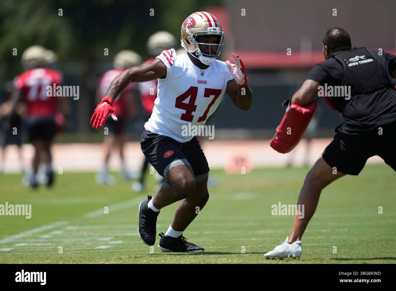 San Francisco 49ers defensive lineman Bryce Huff runs a drill during ...