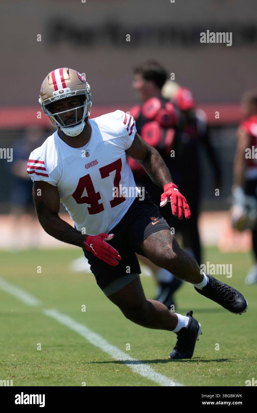 San Francisco 49ers defensive lineman Bryce Huff runs a drill during ...