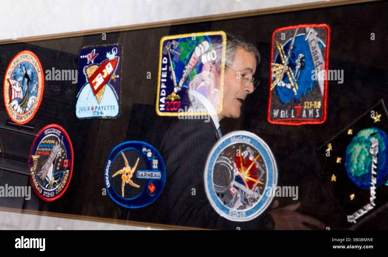 Ottawa, Canada. 05th Oct, 2009. Canadian astronaut and Liberal MP Marc ...