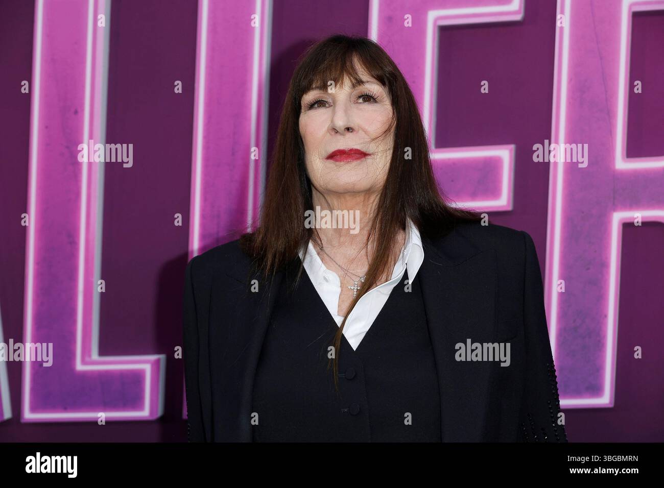 June 3, 2025, Los Angeles, California, USA: Anjelica Huston at the ...