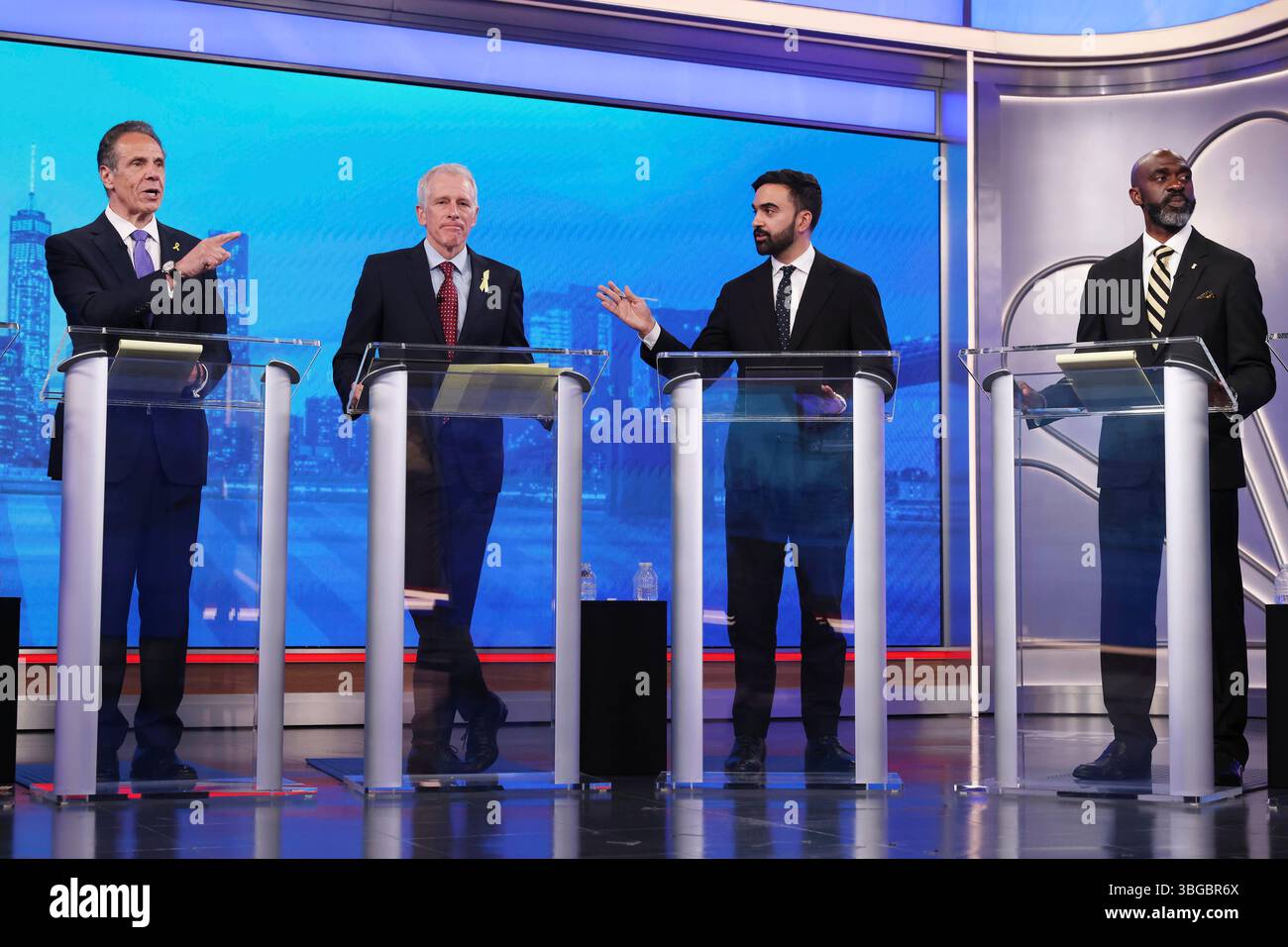 Democratic mayoral candidates Andrew Cuomo, far left, and Zohran ...