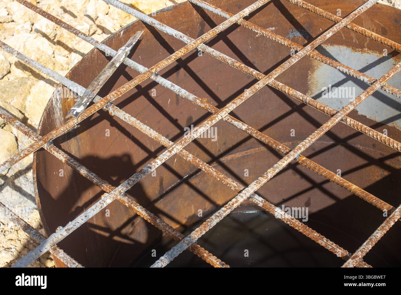 Large metal piling casing in hi-res stock photography and images - Alamy