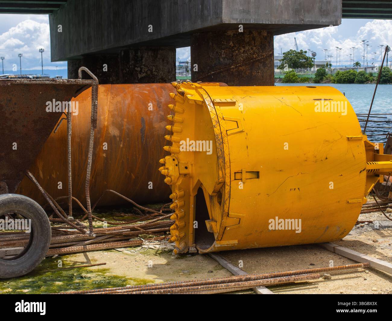 Reinforced drill bit hi-res stock photography and images - Alamy