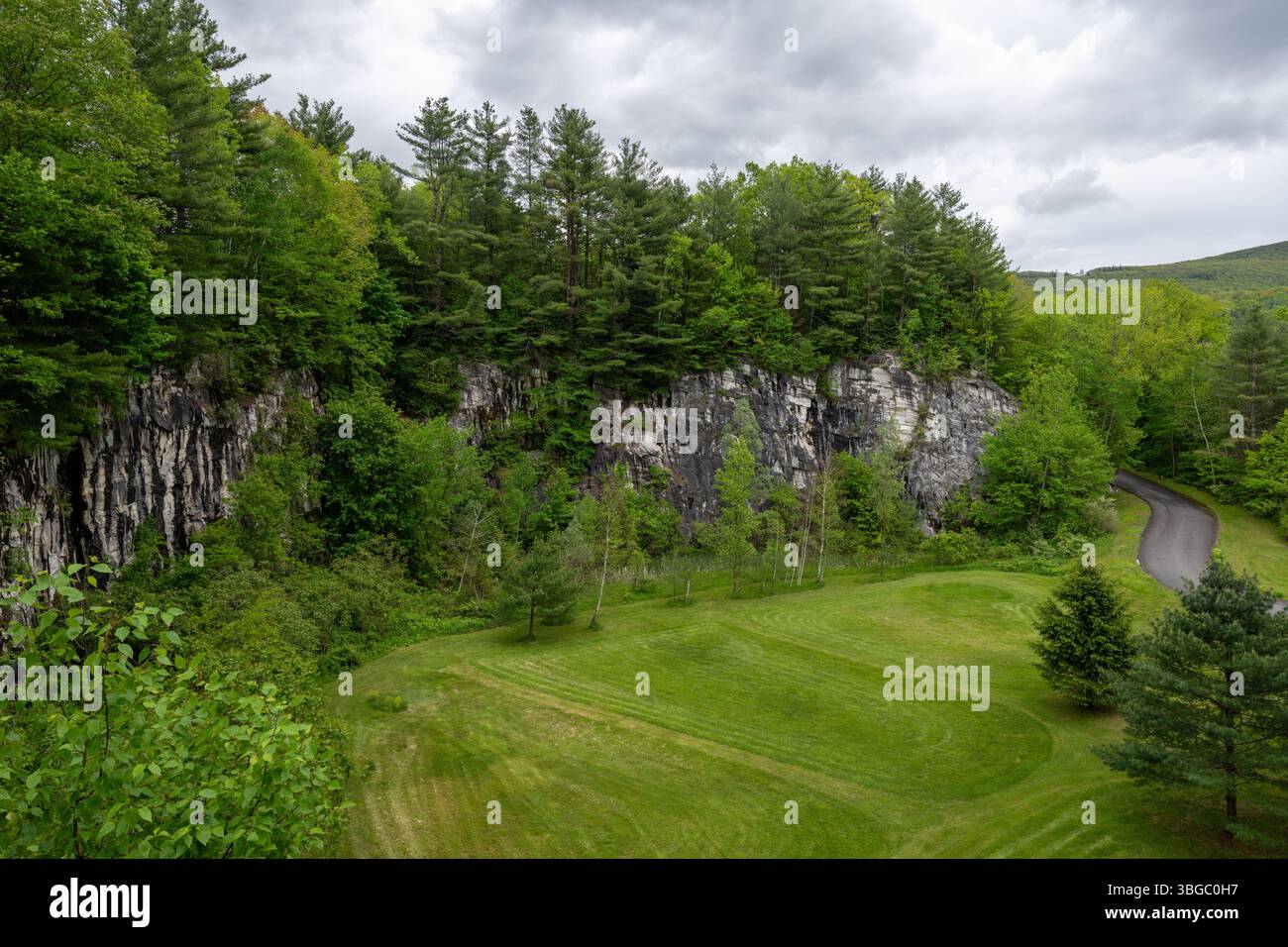 View of a marble cliff in Natural Bridge State Park in North Adams ...