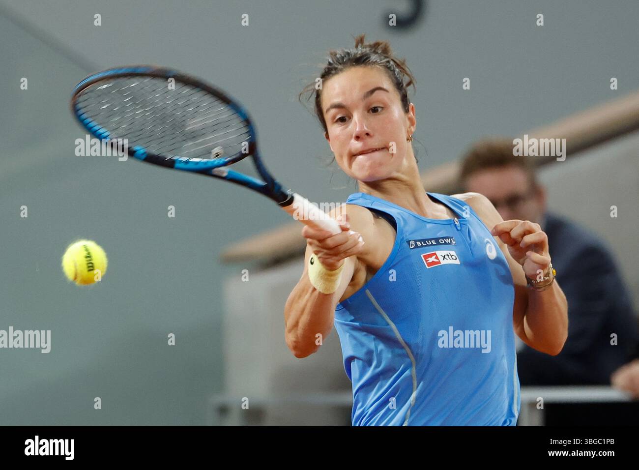Lois Boisson of France against Mirra Andreeva of Russia during day 11 of Roland-Garros 2025 ...