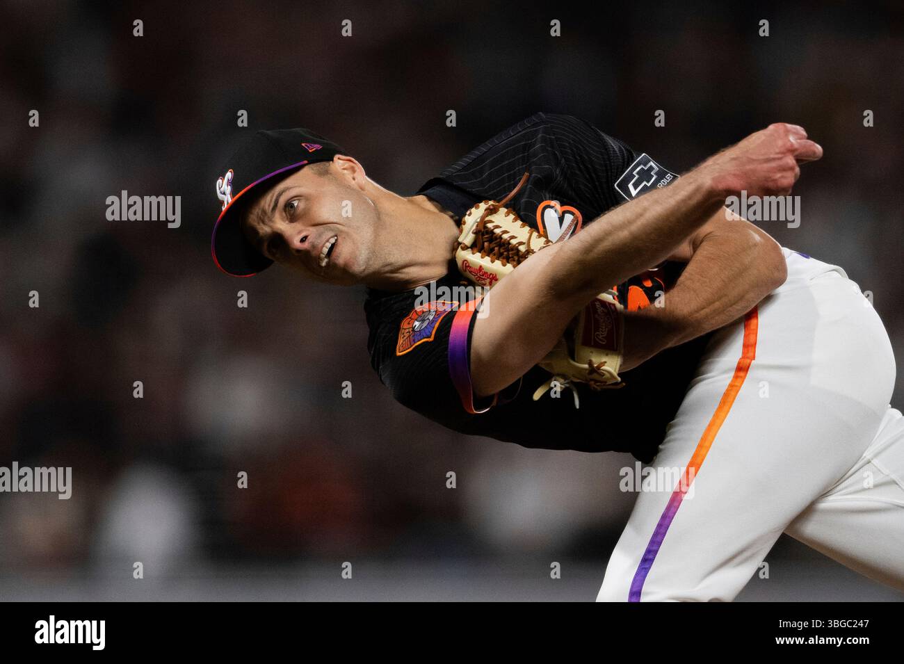 SAN FRANCISCO, CA - JUNE 03: San Francisco Giants pitcher Tyler Rogers (71) throws a pitch ...