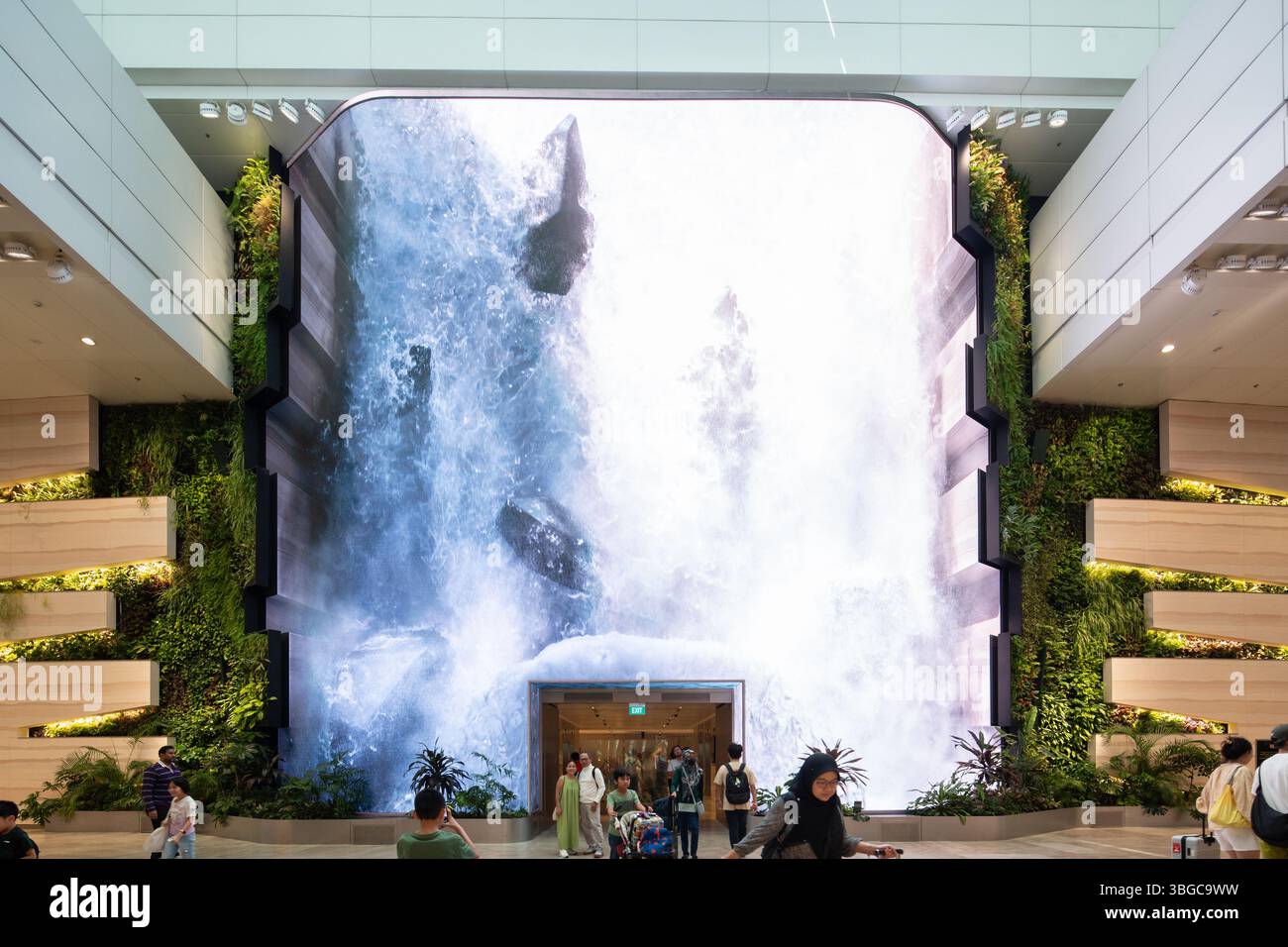 Wonderfall hi-res stock photography and images - Alamy