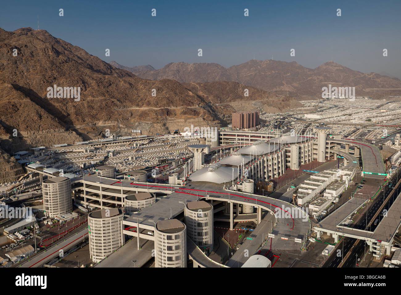 General views of the Grand Mosque, the Mina area, and Mount Arafat ...