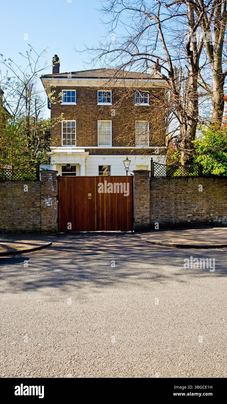 Paul McCartneys St Johns Wood Residence, North London, England Stock ...