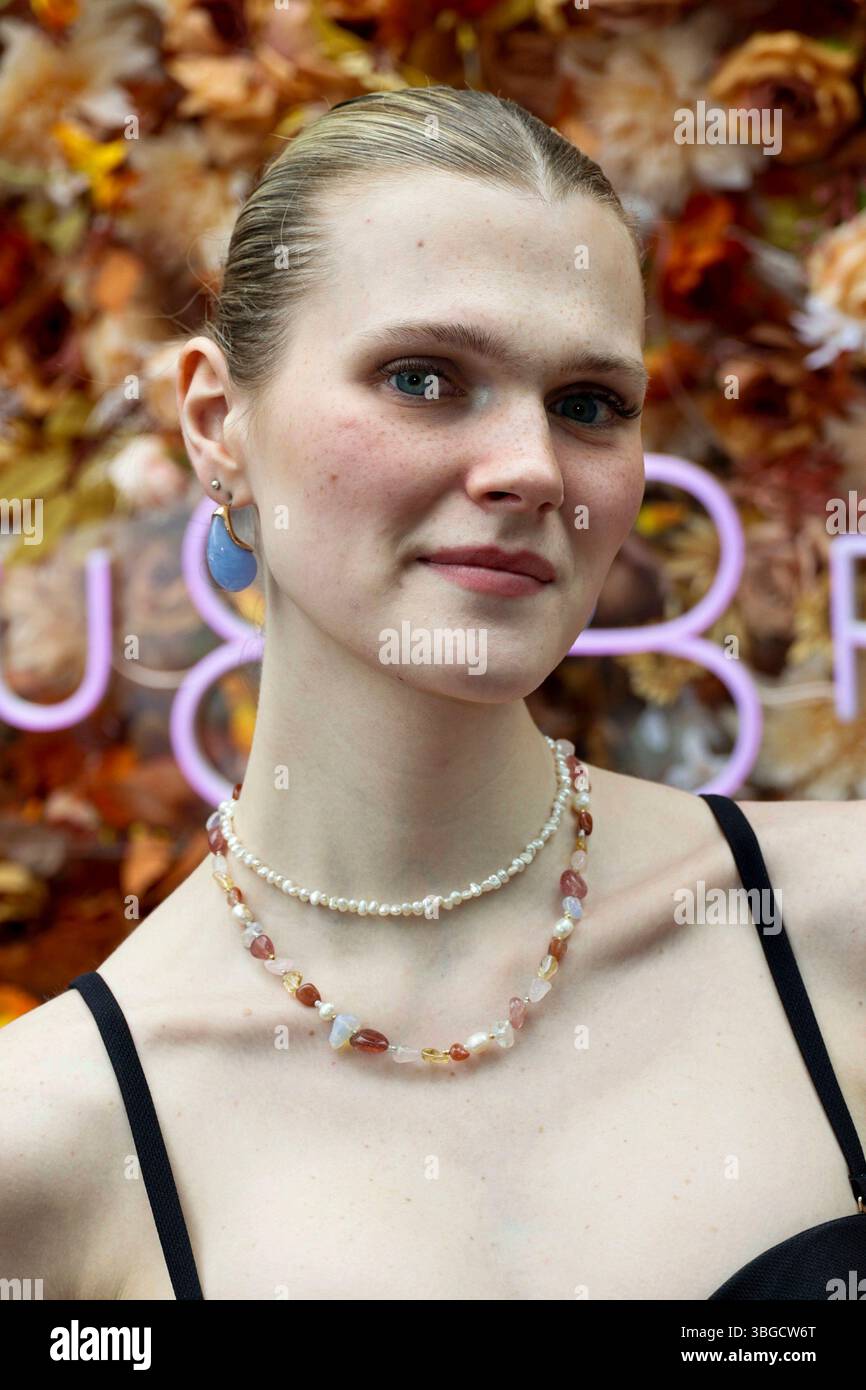 Lucy Hellenbrecht zu Gast bei der praesentation der Bijou Brigitte ...