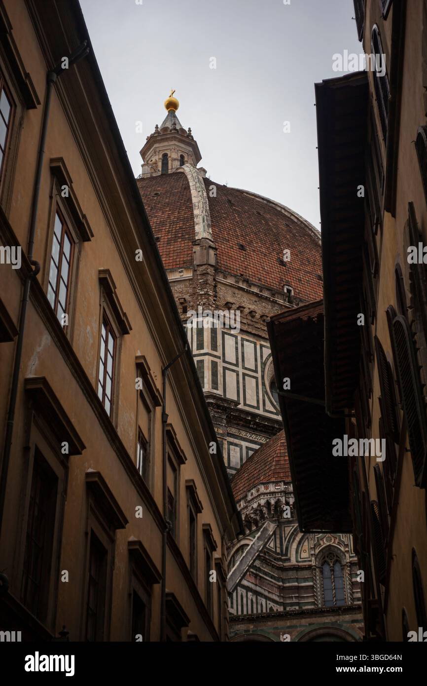 Florence, Italy 1 January 2025: Brunelleschi's dome rising majestically ...