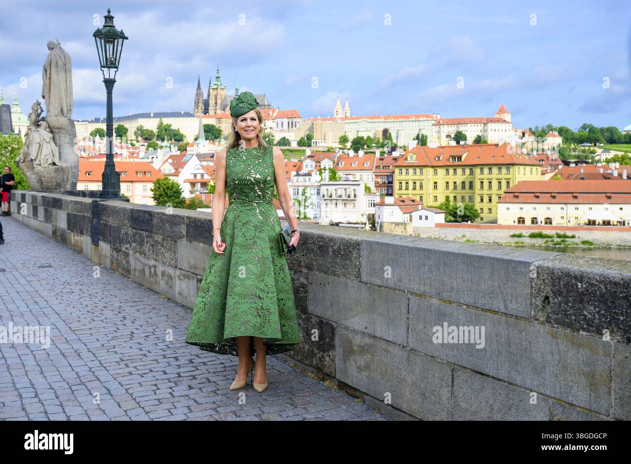 Praag, The Netherlands, 2025-06-05 09:07:03 PRAGUE, 05-06-2025, Charles BridgeKing Willem ...