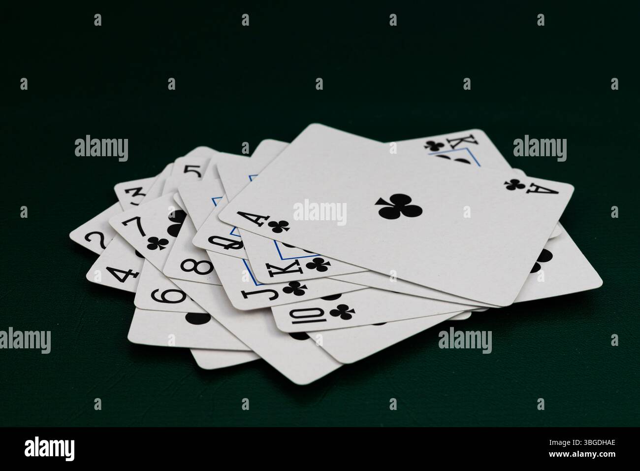 Five clubs playing card hi-res stock photography and images - Alamy