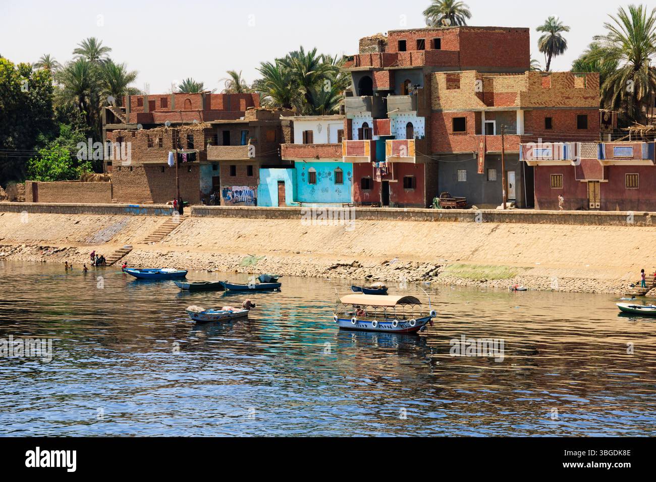 Colourful houses dwellings on the banks River nile between Luxor and ...