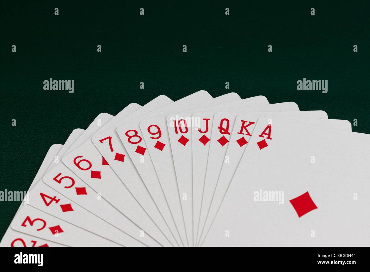 Pile traditional playing cards hi-res stock photography and images - Alamy