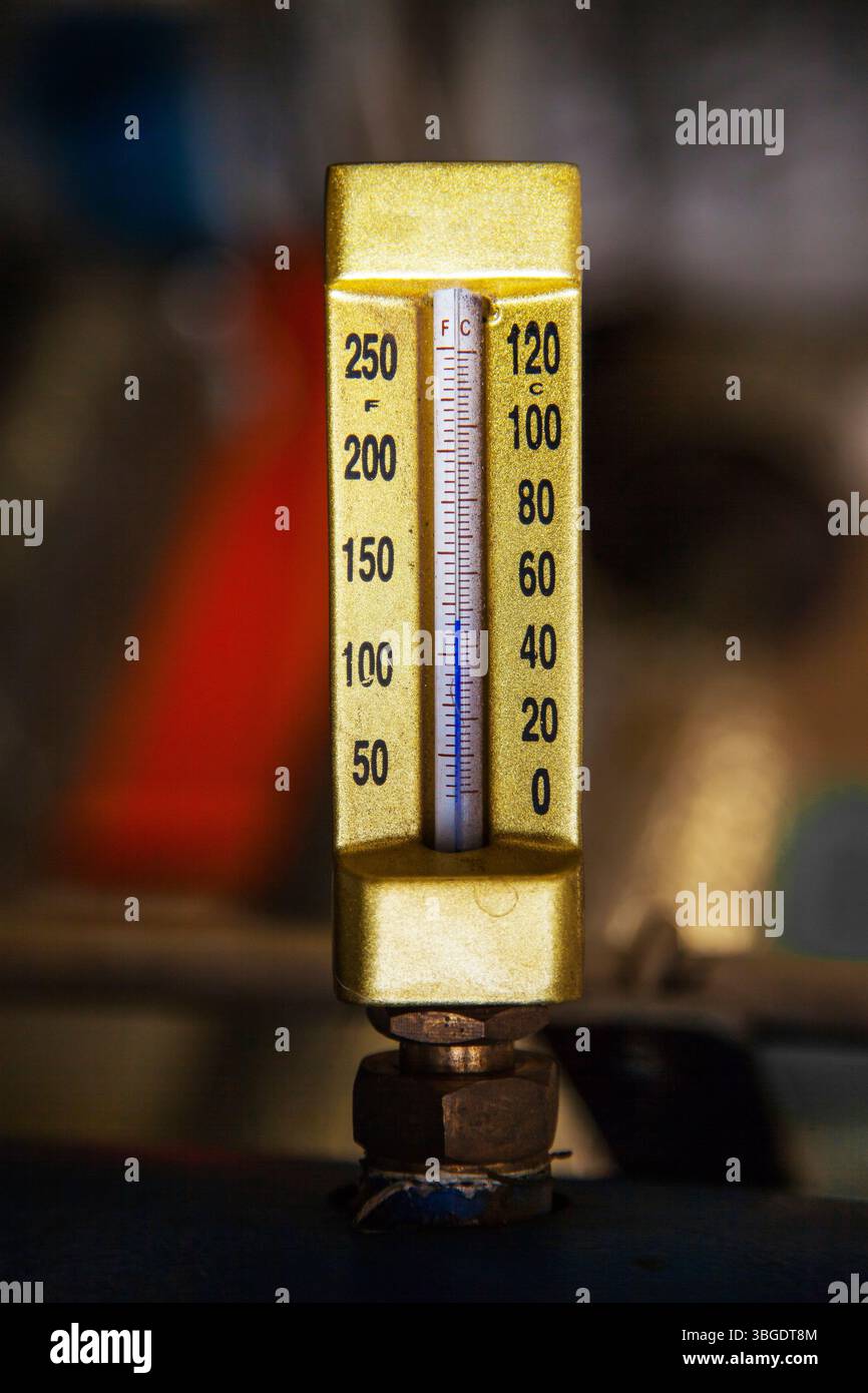 Measurement device mounted hi-res stock photography and images - Alamy