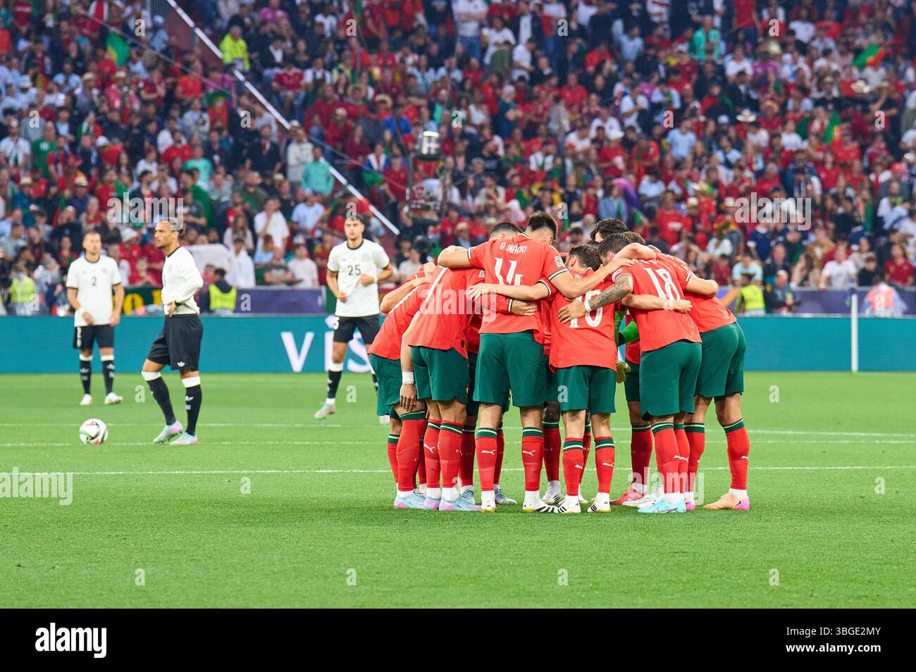 Team Portugal before kick-off in the UEFA Nations League 2025 semi ...