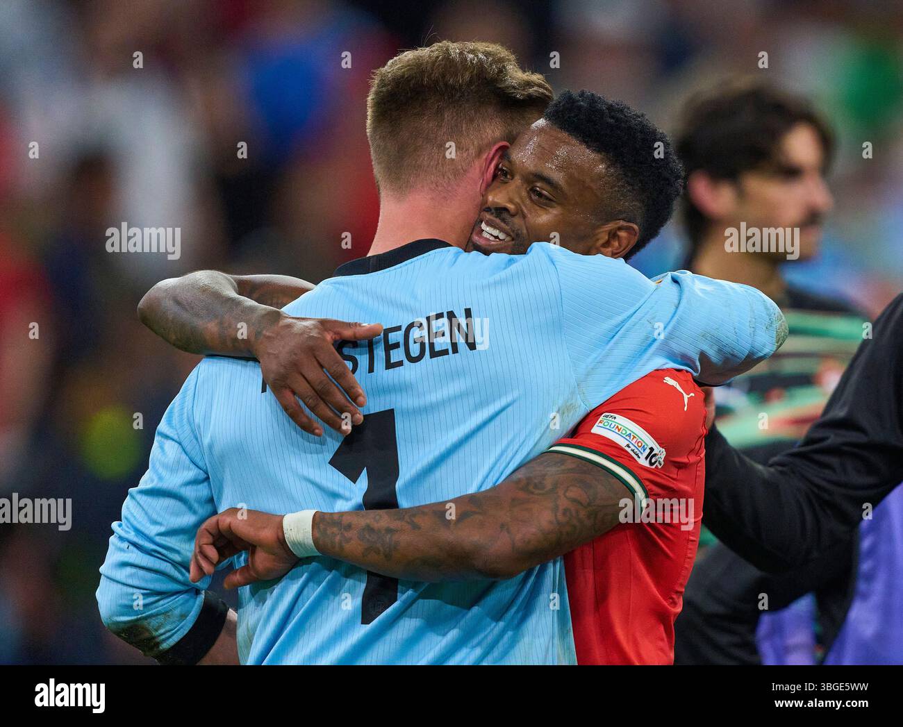 Marc-Andre ter Stegen, DFB 1 sad Nelson Semedo, Por 2 after the UEFA ...