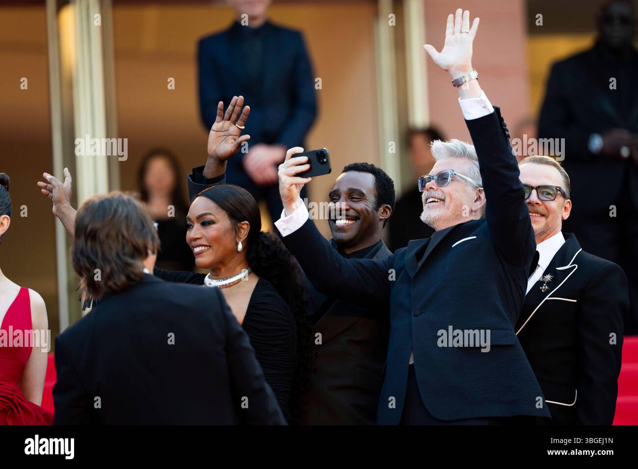 Tramell Tillman, Tom Cruise, Angela Bassett, Christopher McQuarrie and ...