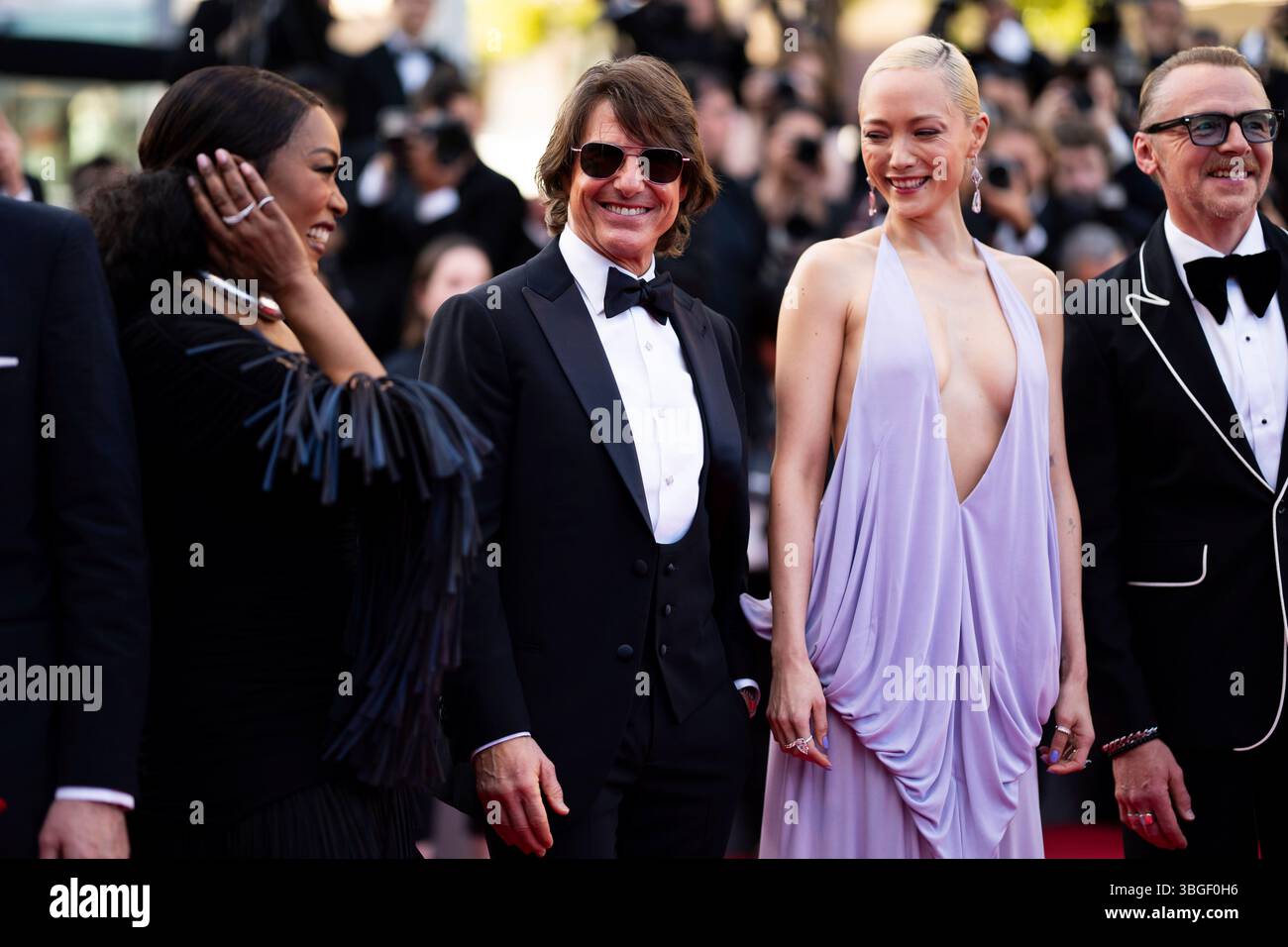 Angela Bassett, from left, Tom Cruise, Pom Klementieff and Simon Pegg ...