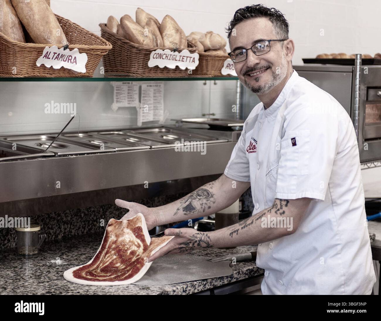 Rosetta pizza hi-res stock photography and images - Alamy