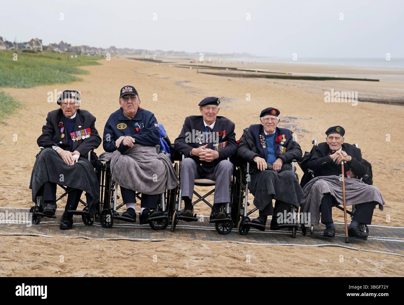 D-Day veterans, (L-R) Ken Hay, Richard Aldred, Henry Rice, Jim Grant ...