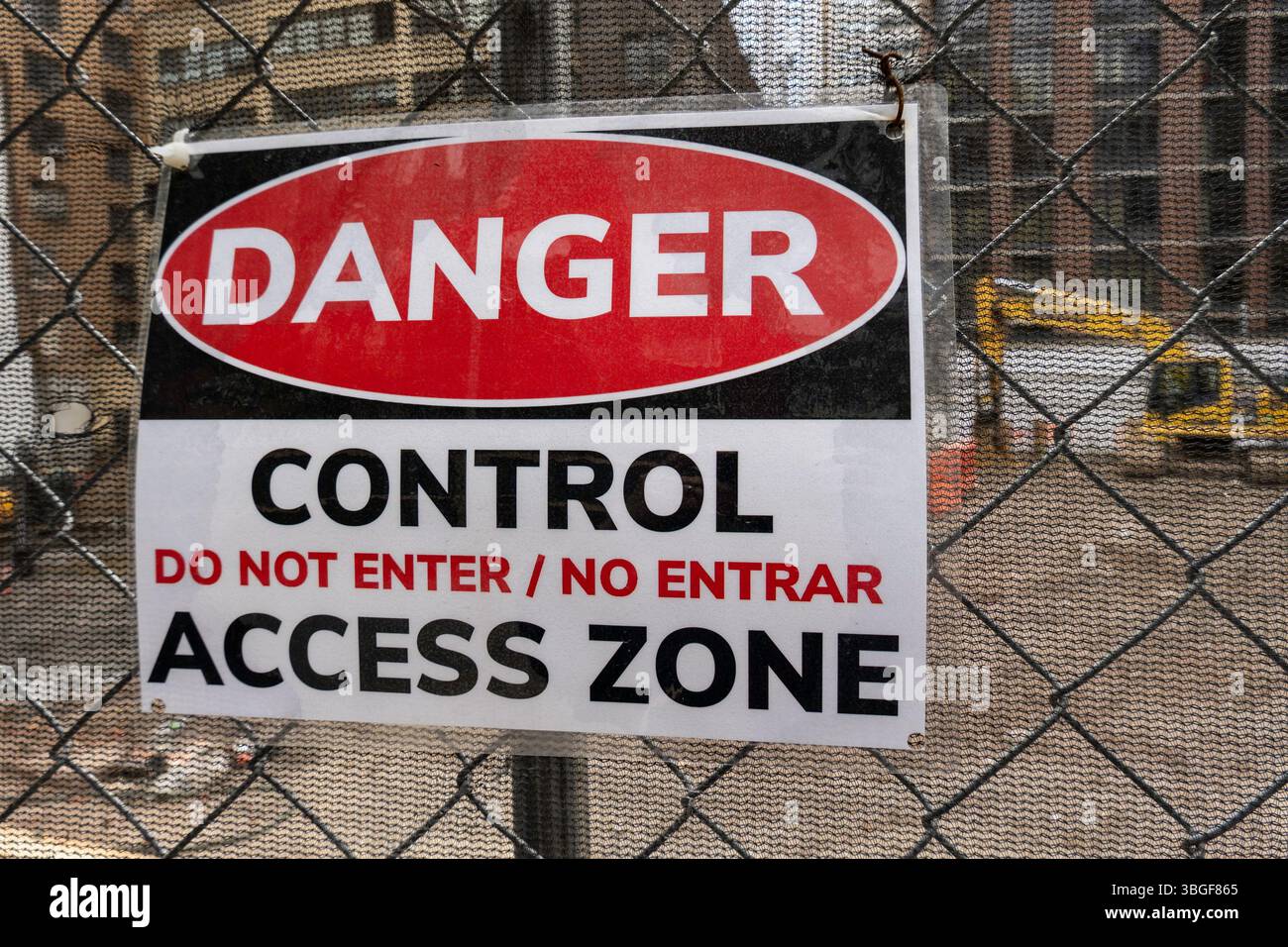 Danger and control access zone signage at a Manhattan construction site ...
