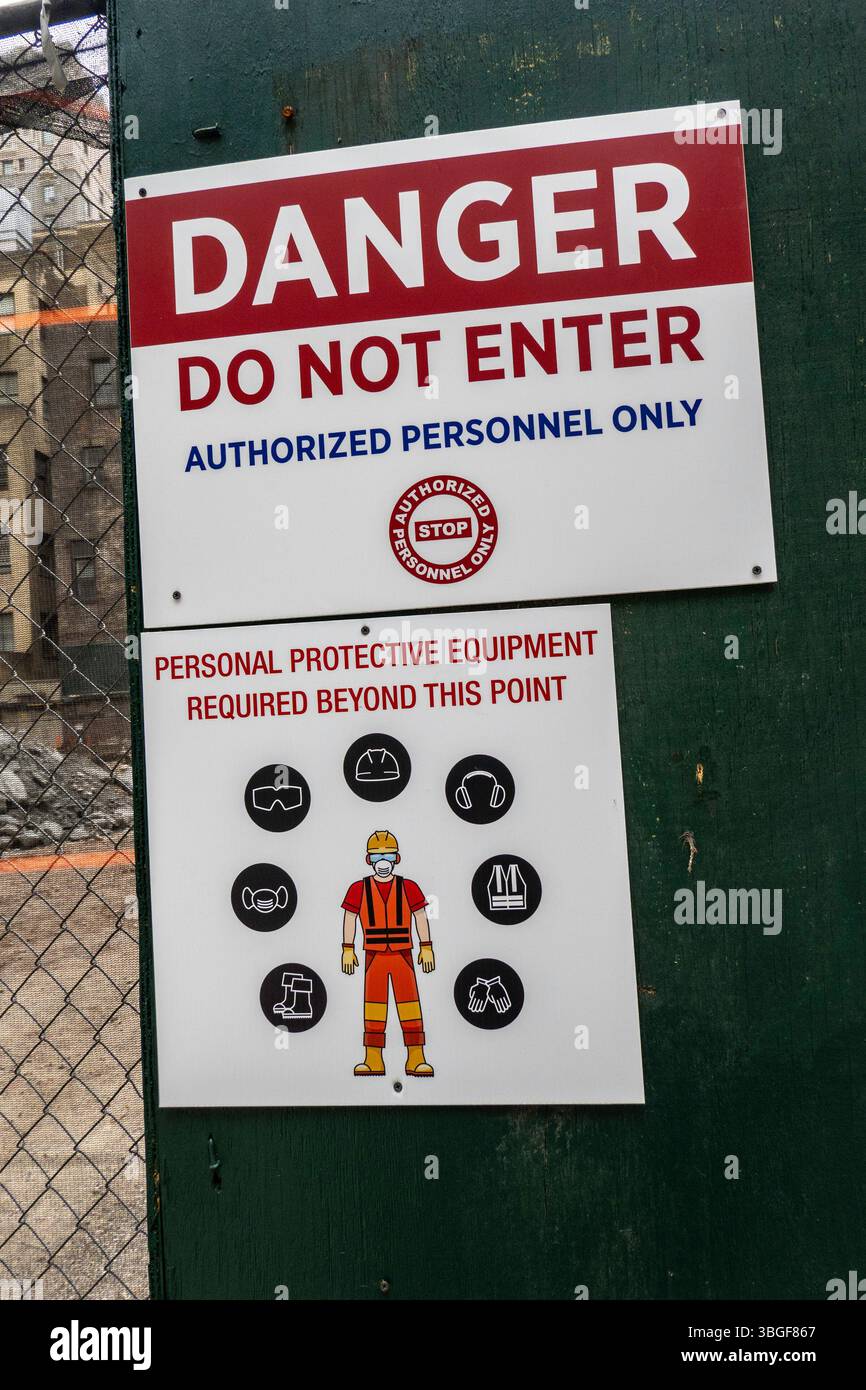 Danger and control access zone signage at a Manhattan construction site ...